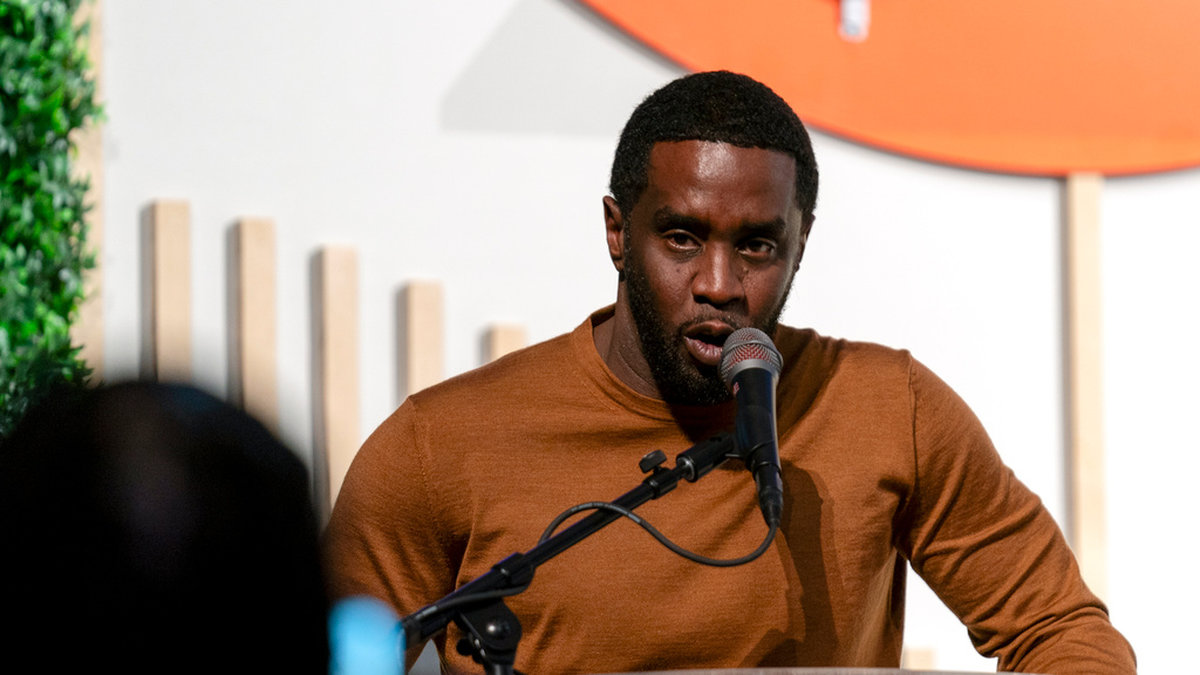 Diddy vill att anklagelser om våldtäkt avfärdas