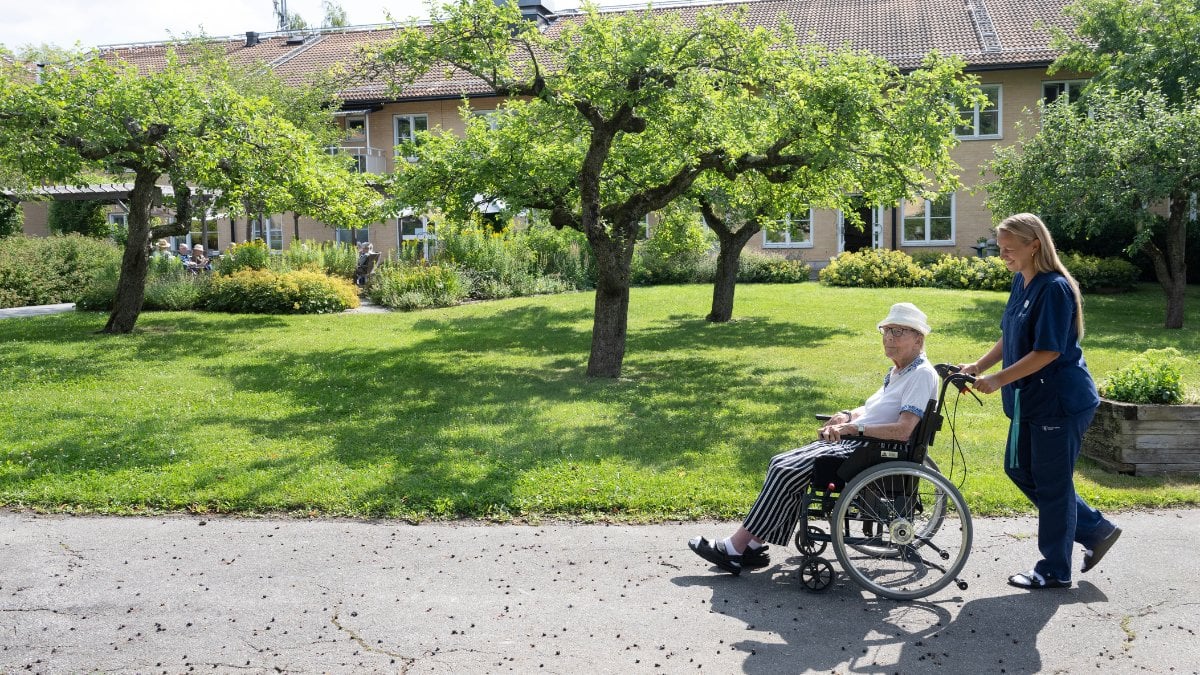Språkkravet i hemtjänsten skärps – ska minska feldosering
