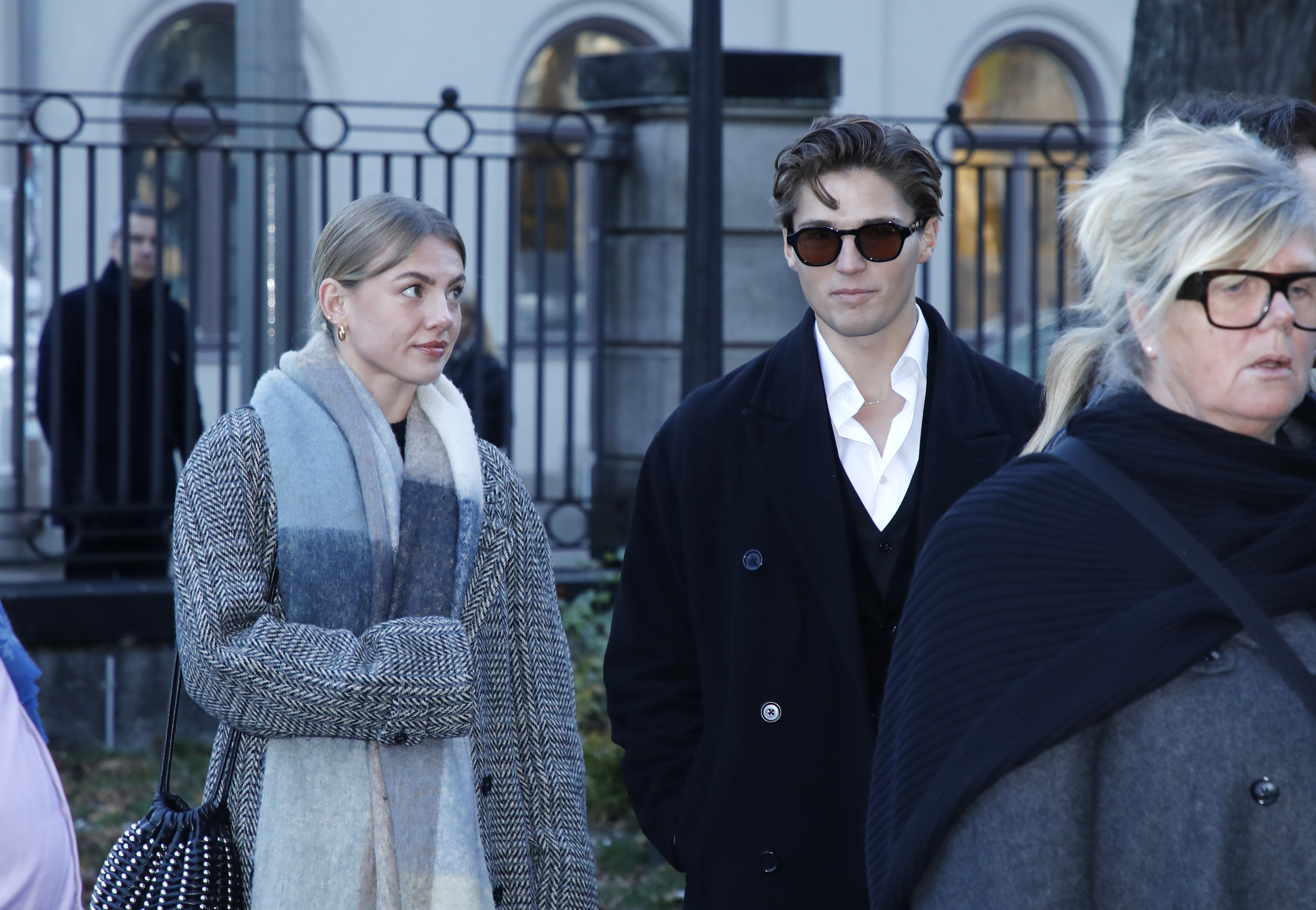 Filip Lamprecht visar upp kärlekslyckan med Linn Hegdal