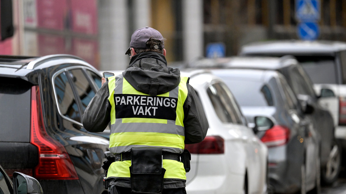 Miljoner till p-vakter som inte fanns