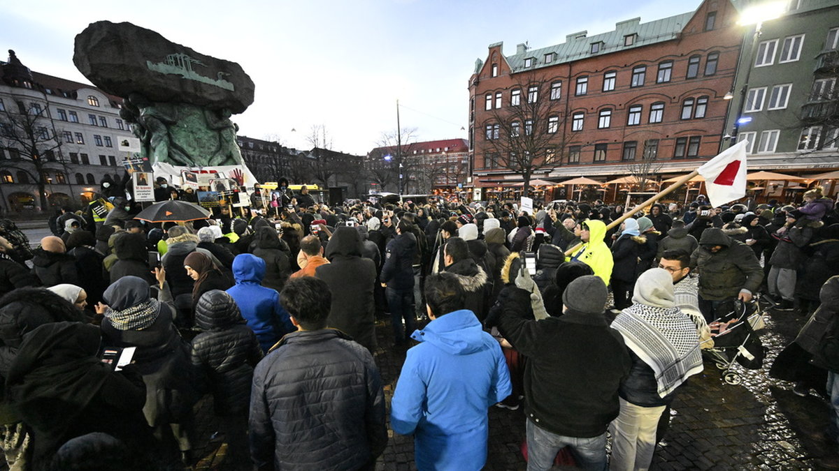 Sverige anklagas för att tvångsomhänderta barn