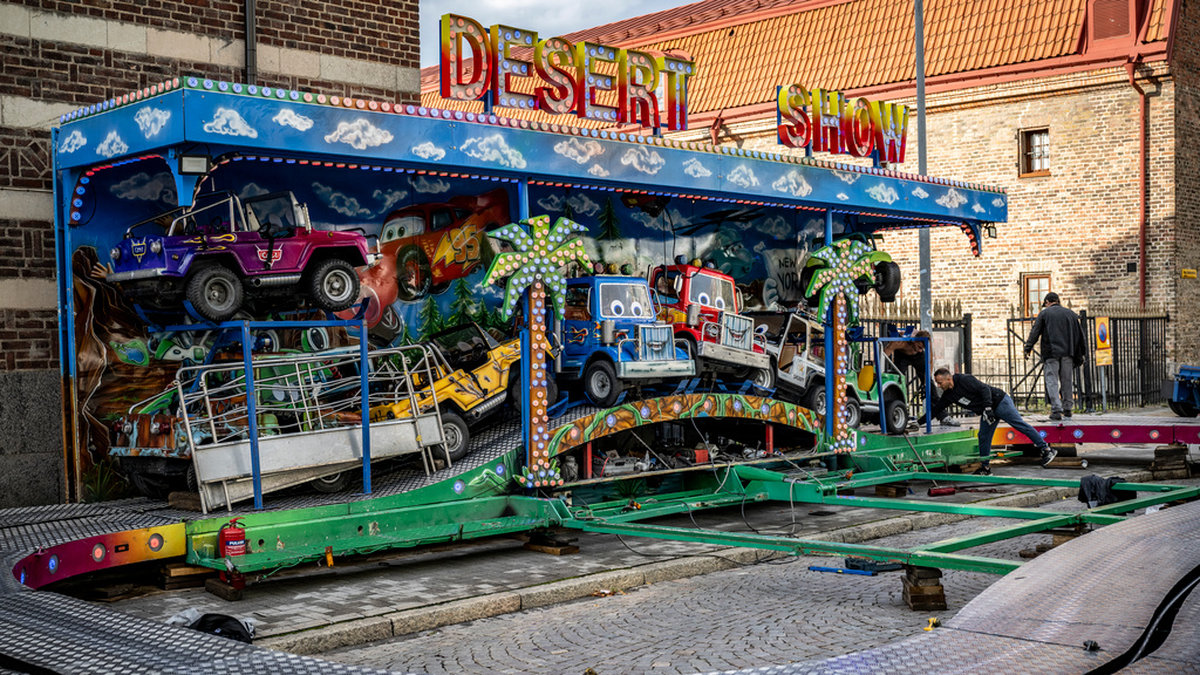 Karusell välte på tivoli i Kristianstad