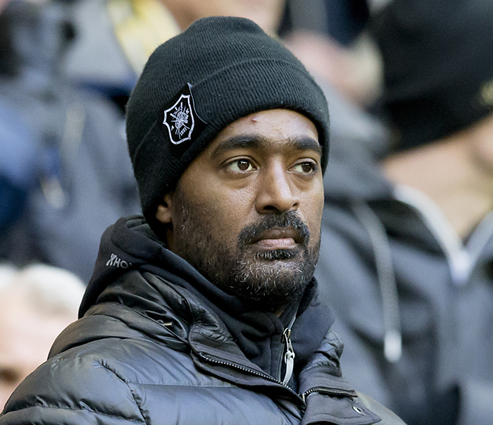 Anders "Arga snickaren" Öfvergårds comeback – här dyker han upp i ...