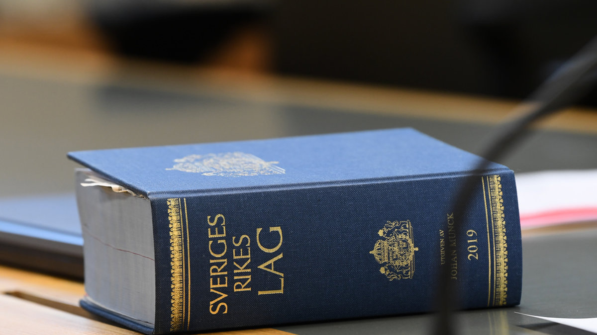 Man Häktad För Mord På Närstående