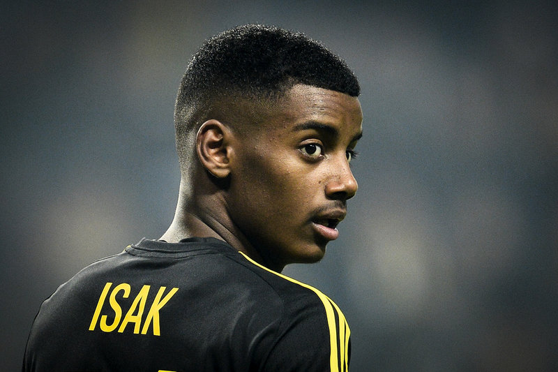 Isaks rekordövergång pekas ut i bok: ”Problem”