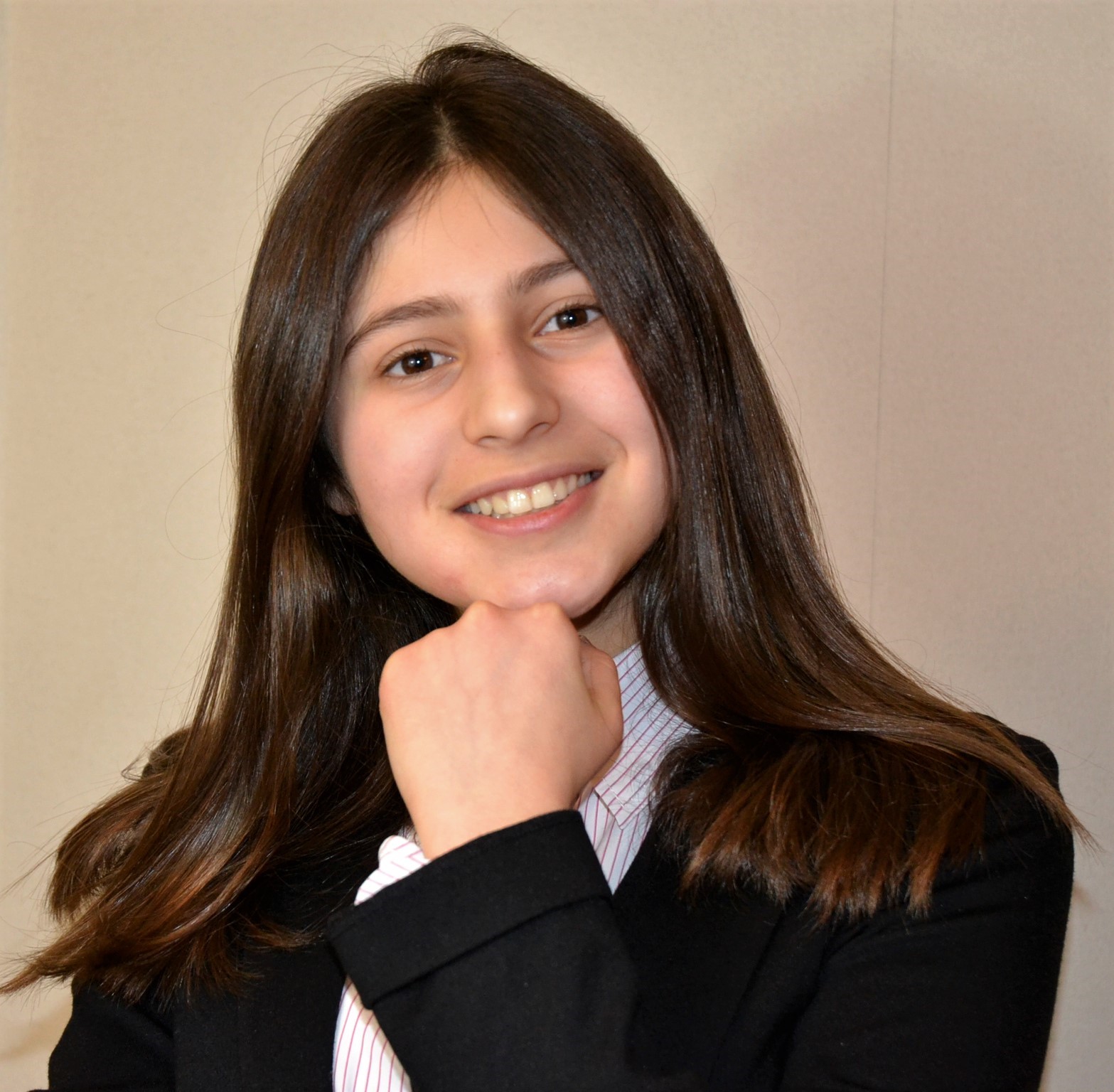 Amina, 13: Man ska inte behöva vara rädd, gör det olagligt att inte ...