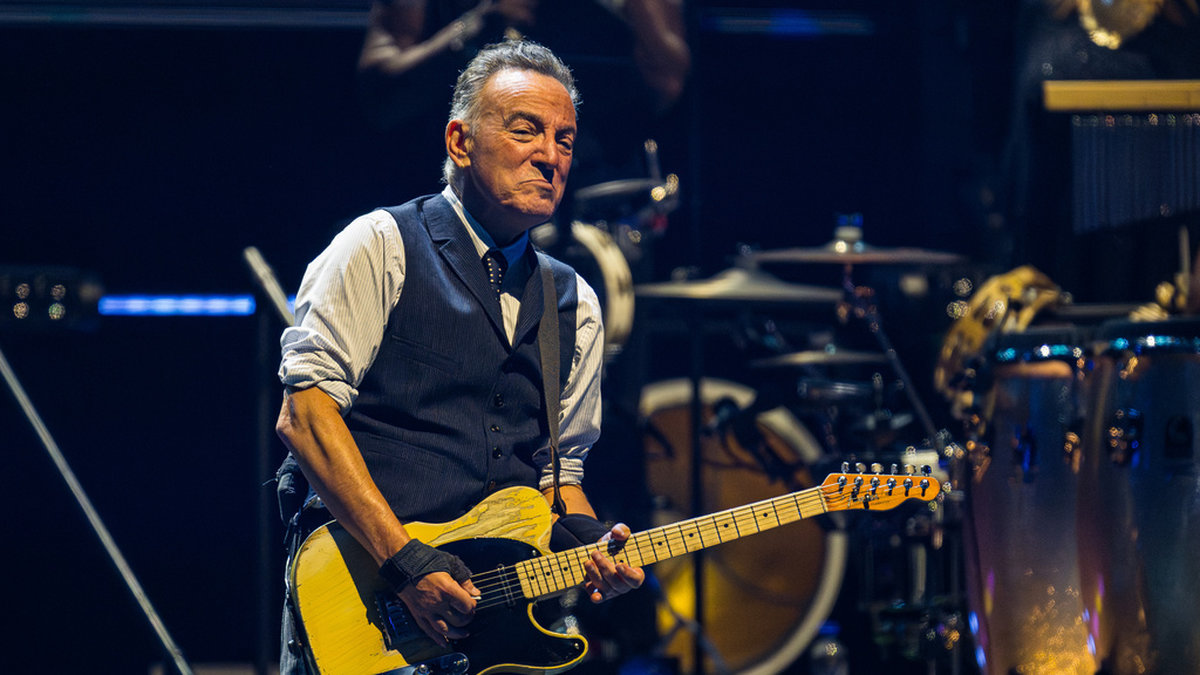 Bruce Springsteen ger sitt stöd till Harris