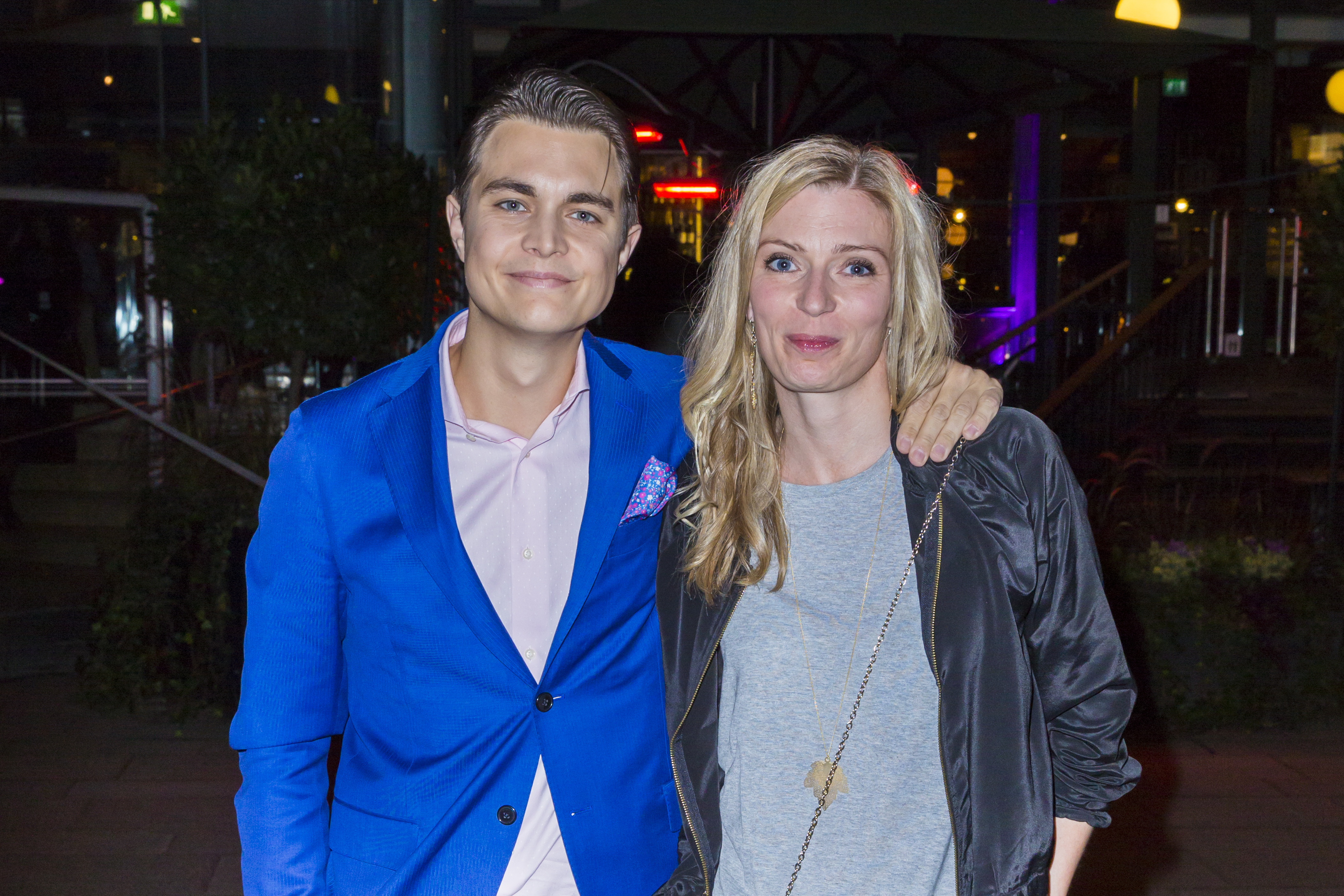 Allt om komikern Messiah Hallbergs familj: Äldre sambon och barn