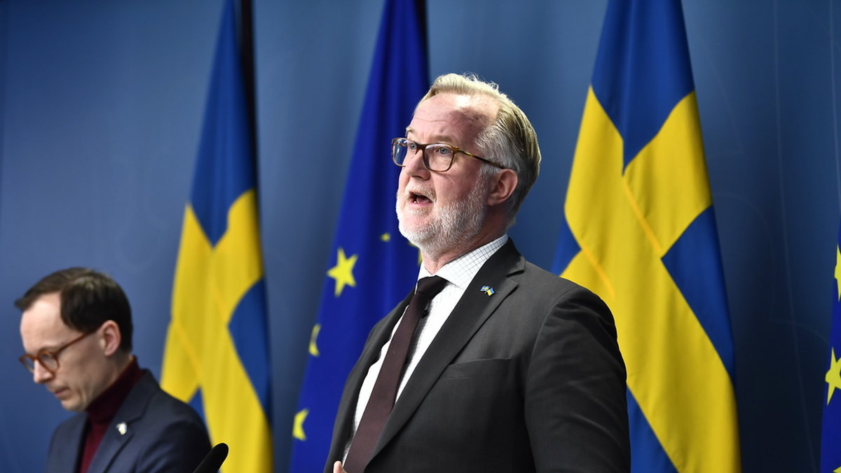 Regeringen: Fler ska få yrkesutbildning