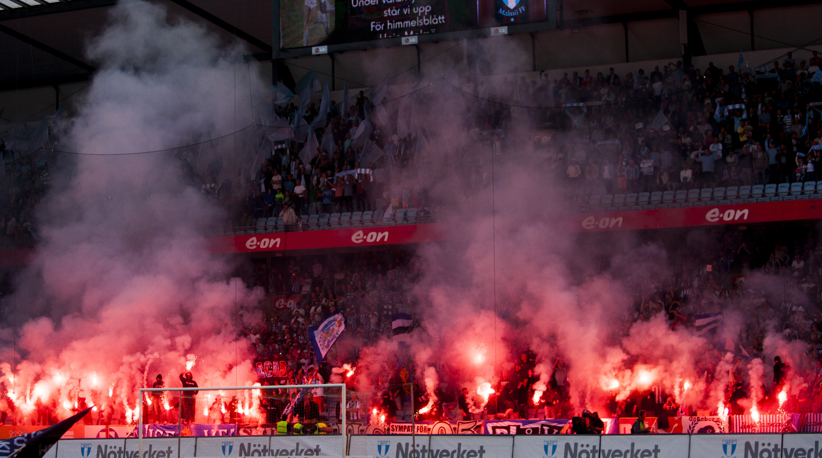 Här är årets bästa pyron i svensk fotboll