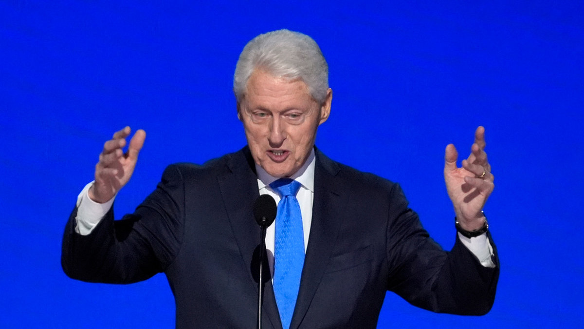 Bill Clinton: Harris är den enda