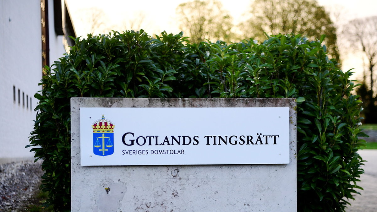 Åtalad langare med "huvudvärk" undvek rättegång