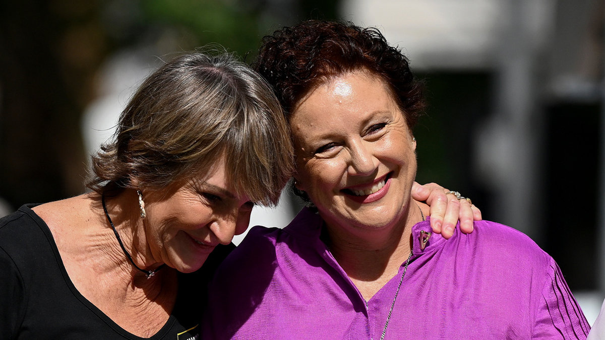 Mamma dömdes för mord på sina fyra barn – frikänns efter 20 år i fängelse