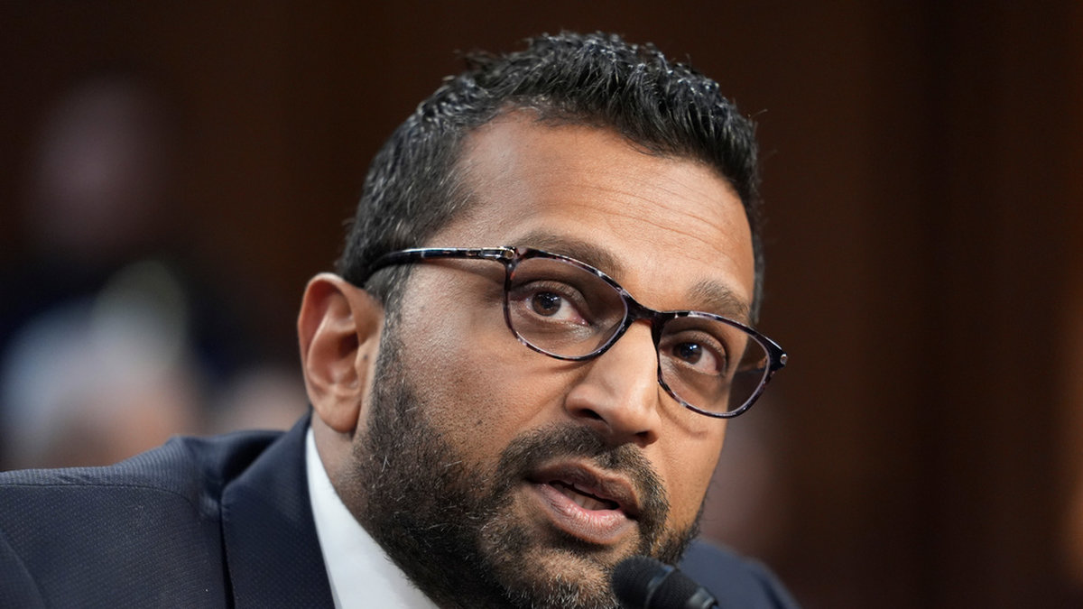 Trumps nya FBI-chef godkänd