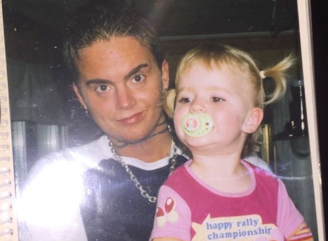 Hon är Skarakannibalens dotter – relationen till pappan i dag ...