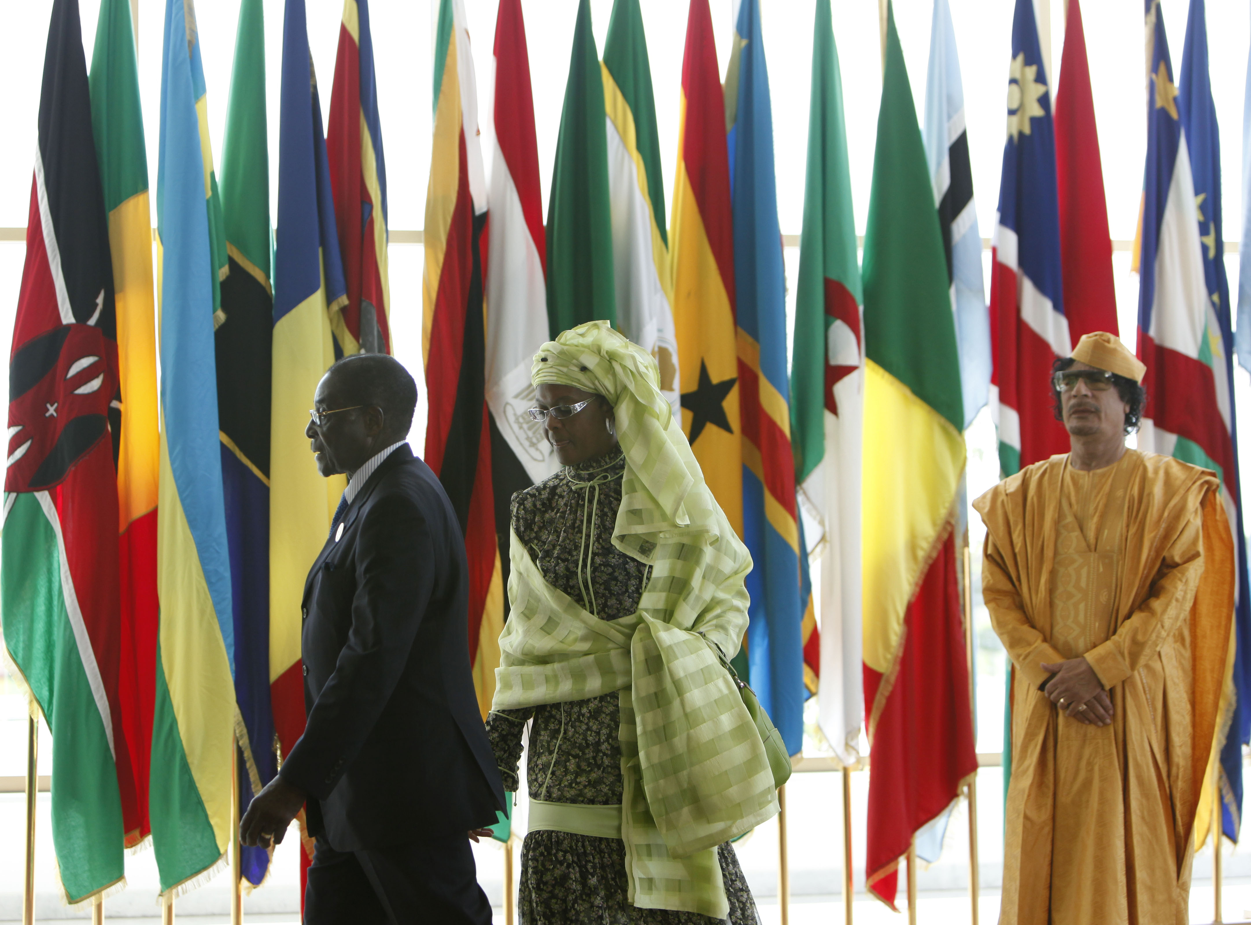 Hit kan Khaddafi fly när slaget är förlorat