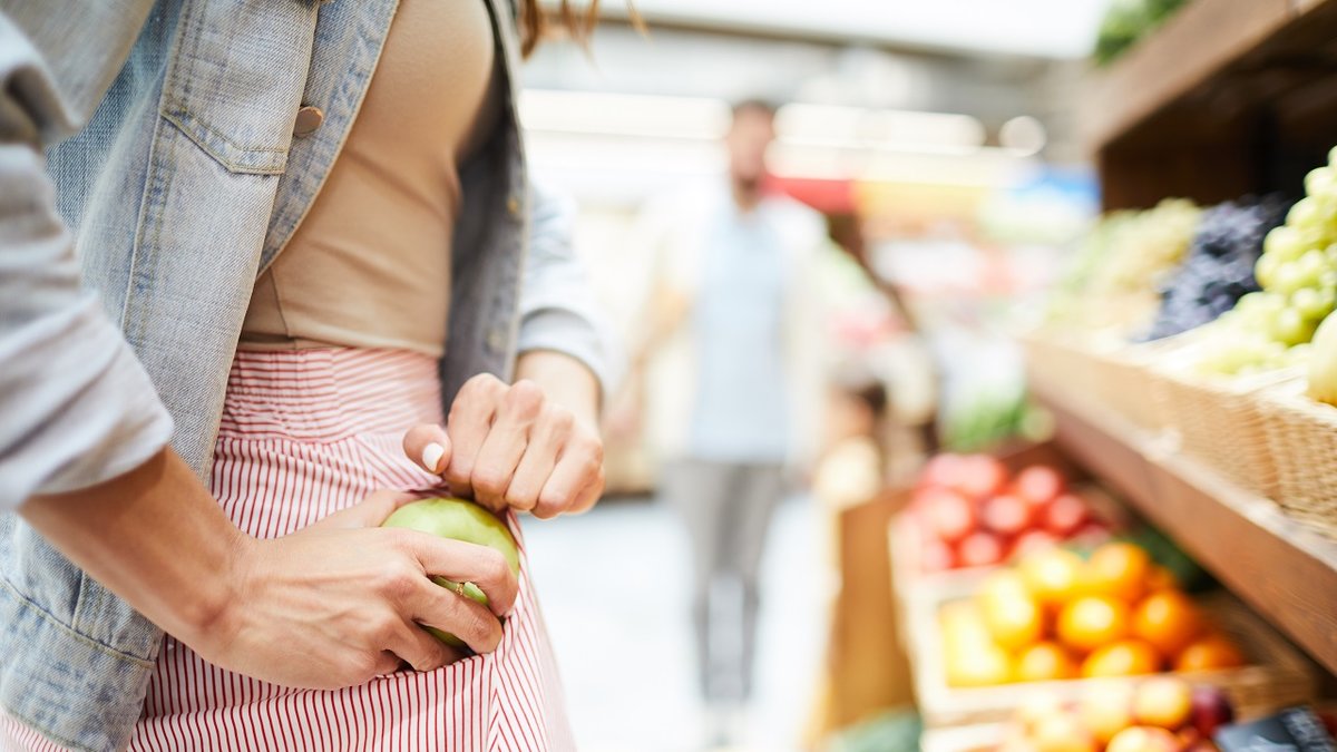 Umeå: Polisen rapporterar om stöld