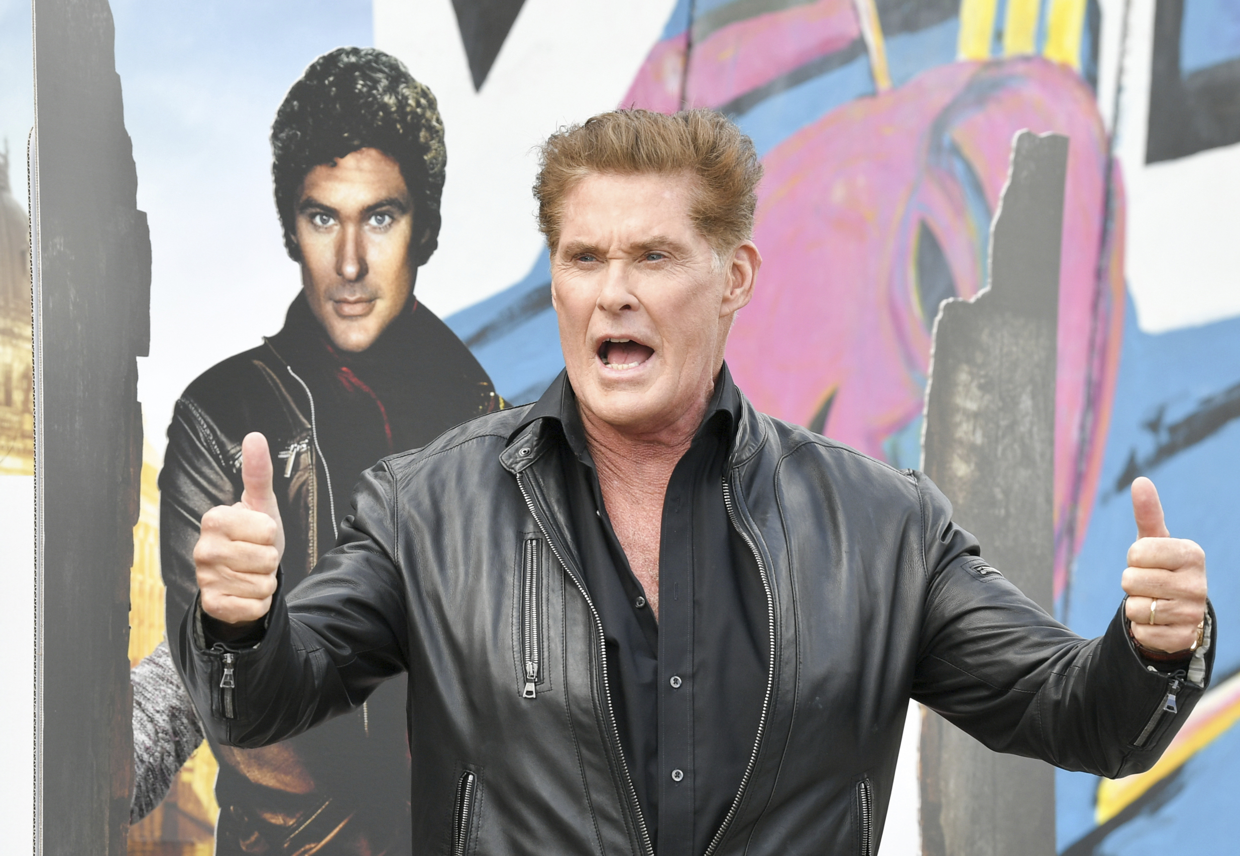 Hemlig dj och David Hasselhoff – så här blir partiernas valvakor