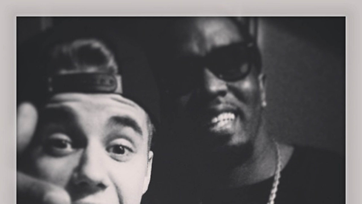 Ny video visar Bieber i häktet – visar könet och kissar