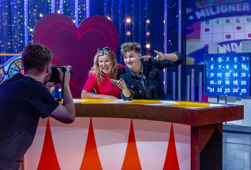 Bingolottos uppesittarkväll 2025: Tider, gäster & rätta lott