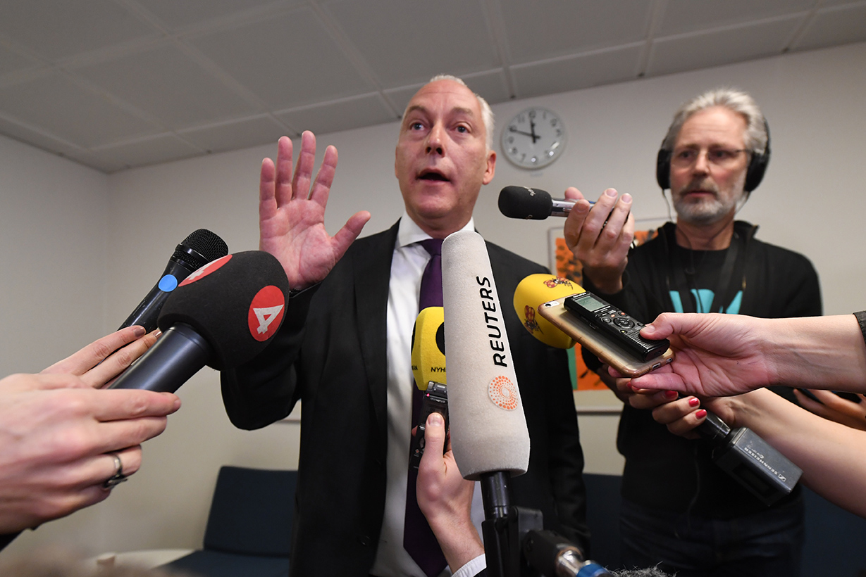 Anders "Arga Snickaren" Öfvergårds drag i rättegången – tagit in ...