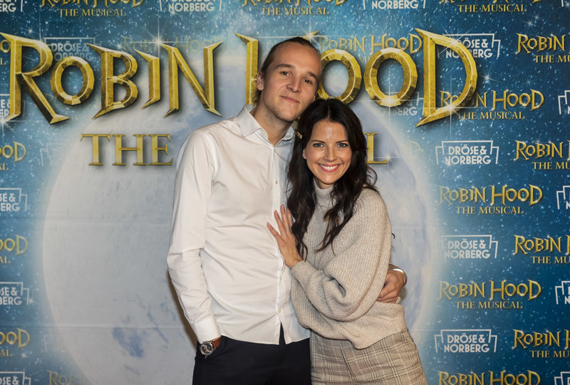 Malin Olsson: Ålder, barn, Fröken Sverige och fästmannen Simon Peyron