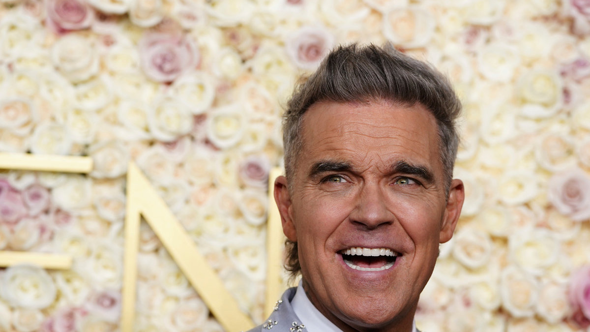 Robbie Williams överraskar – släpper ”Britpop” i förtid