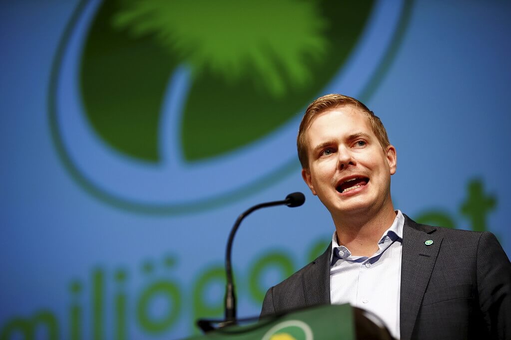 Gustav Fridolin: "Ett barn som växer upp i Sverige är ett svenskt barn"