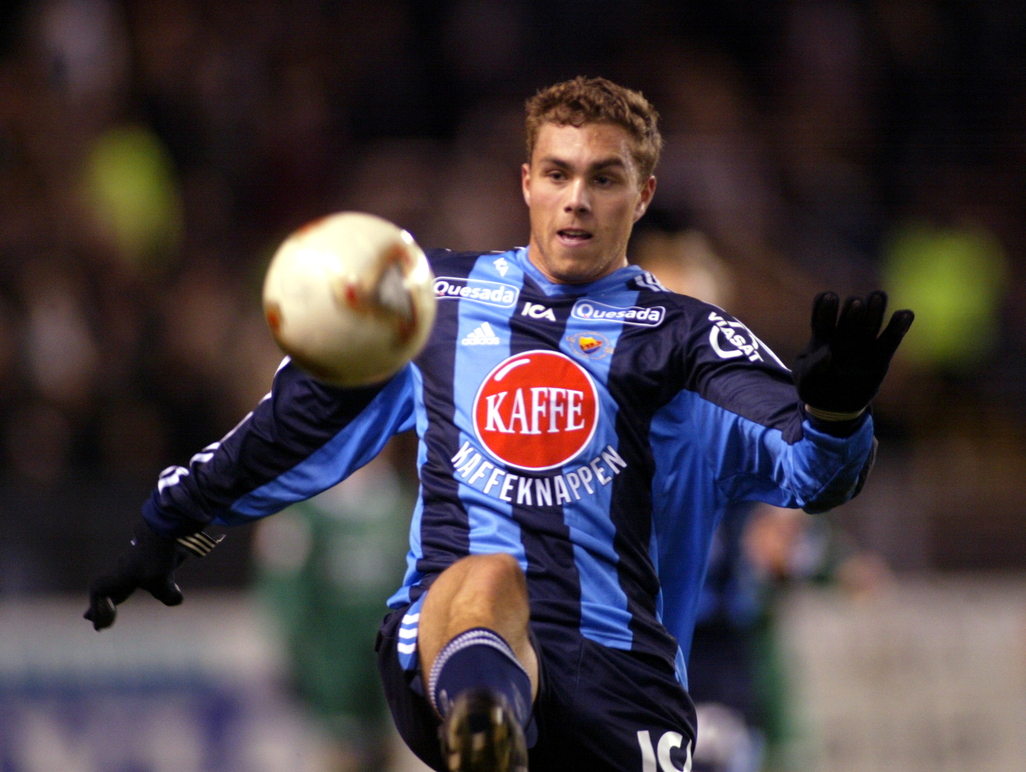 Super-Bo är tillbaka – så hyllas han av fansen