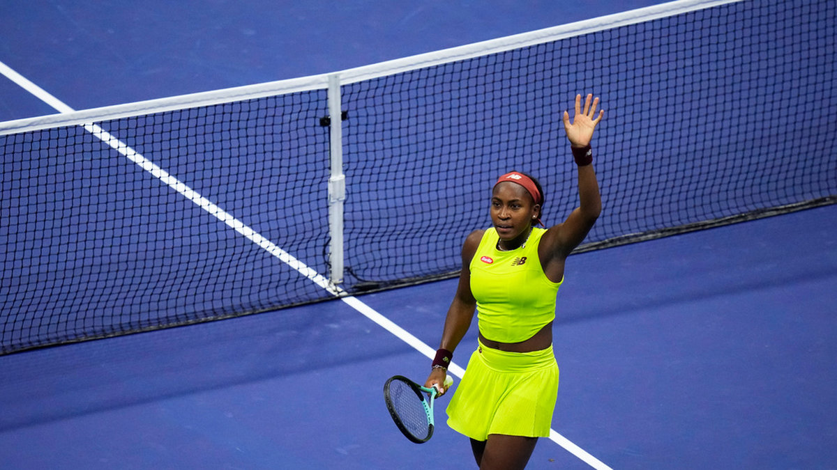 Gauff vidare trots skakig inledning